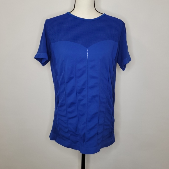 Fabletics | Tops | Fabletics Delta Seamless | Poshmark